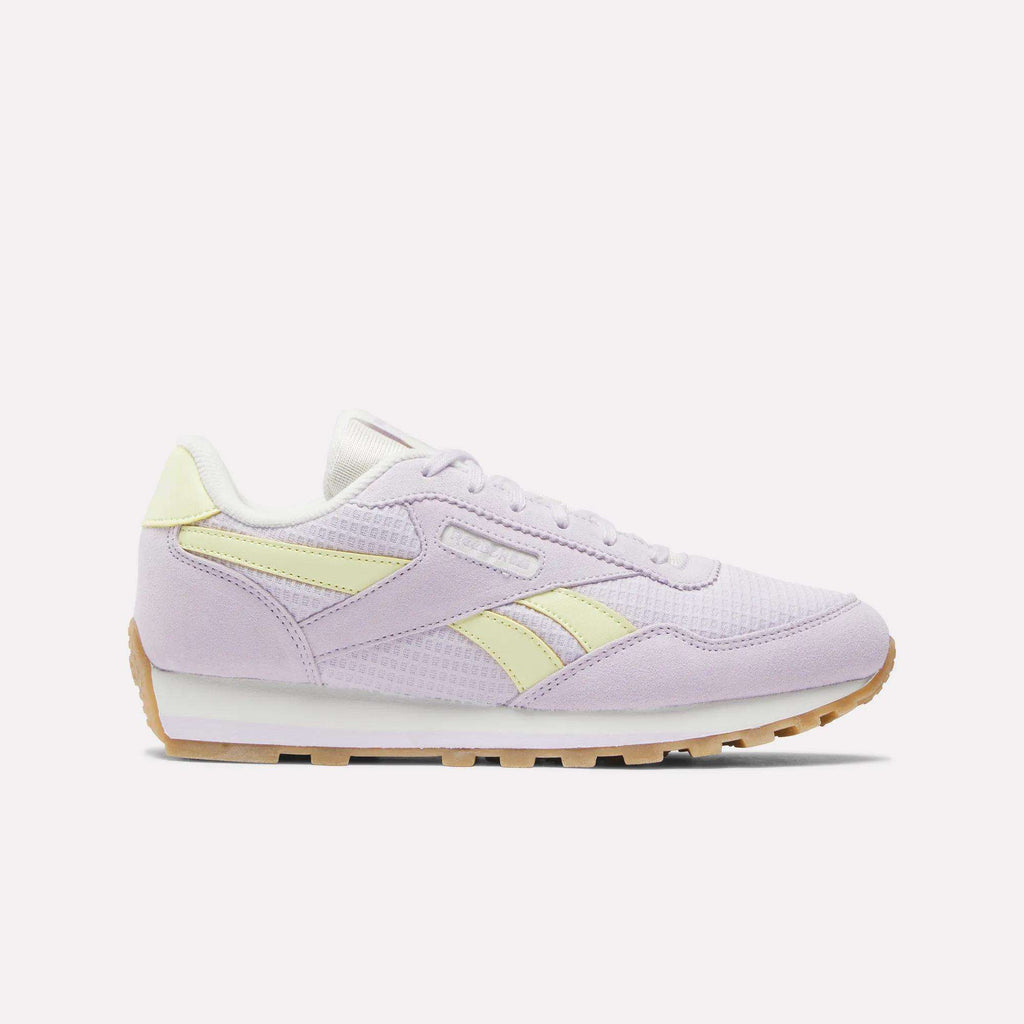 Classic AZ Shoes (Big Kids) - Reebok